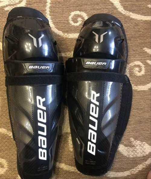 Щитки хоккейные bauer pro. Щитки Bauer Pro Series. Щитки Бауэр Pro Series. Bauer Pro Team 25.