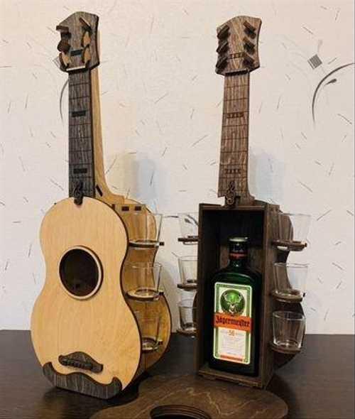 Мини-бар Гитара подарочный футляр со стопками