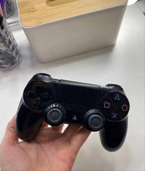 Джойстик/гейпад Sony PS4