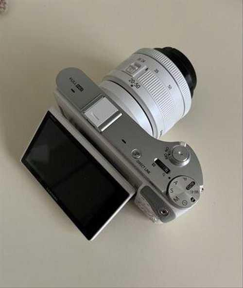 Фотокамера Samsung NX300