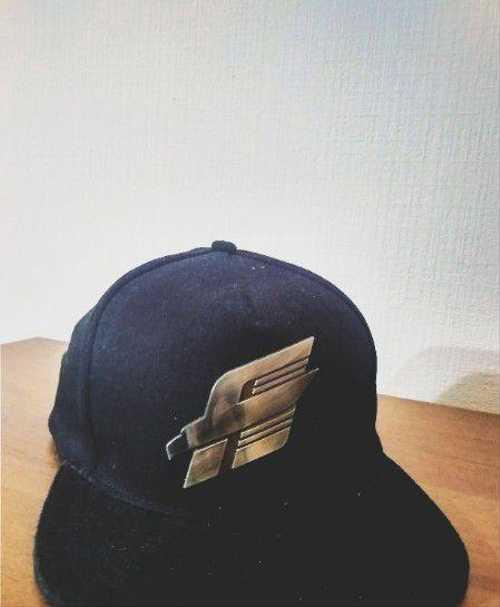 Кепкa снэпбек Бейсболка Snapback hawk черная