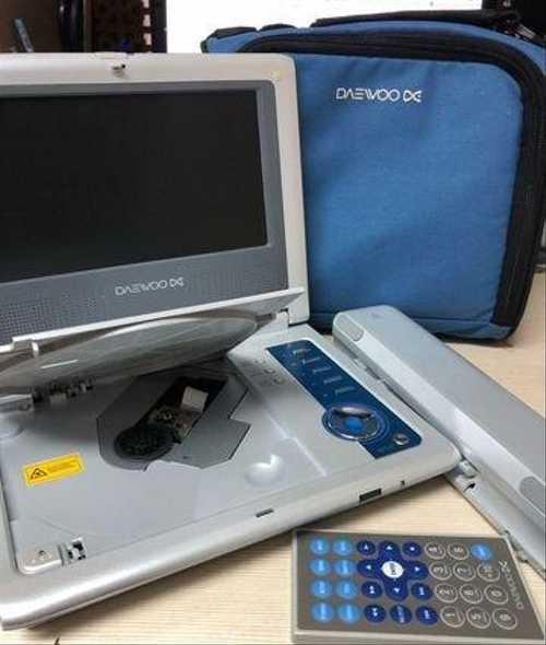 DVD-плеер Daewoo Electronics DPC-7700PD