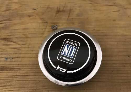 Кнопка сигнала для спорт руля Nardi Torino