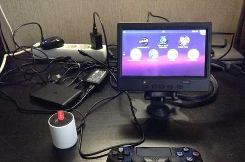 PS Vita TV супер комплект с играми