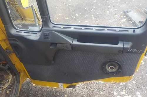 Обшивка двери ман Ф 2000 (MAN F2000) 81626305094
