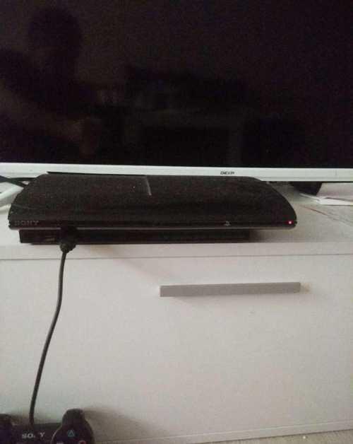 PS 3 slim 500гб, 43 игры, два джостика