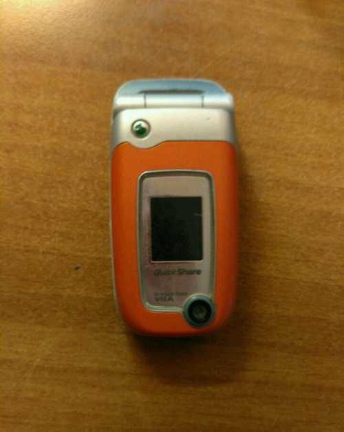 Телефон Sony Ericsson Z520i