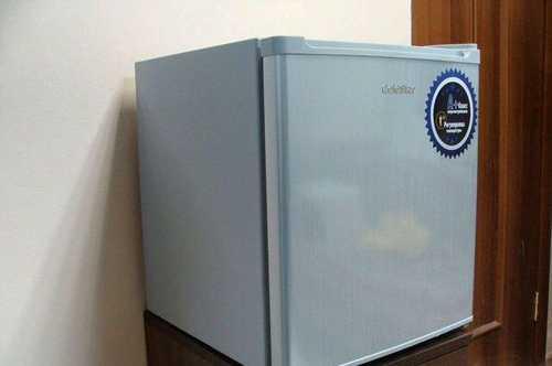 Холодильник GoldStar rfg 50 (маленький)