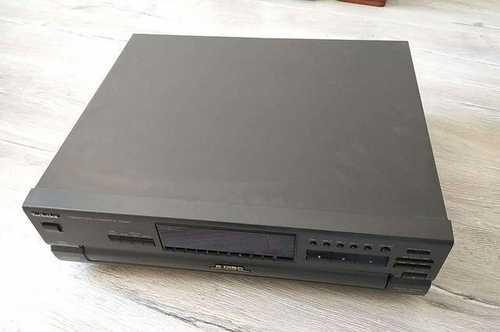 CD Чейнджер 5 дисков Technics SL-PD687