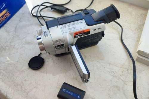 Видеокамера Sony CCD TRV-418e