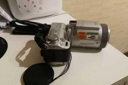 Видеокамера Sony Cyber-shot DSC-F717