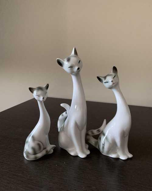 Фарфоровые статуэтки кошек
