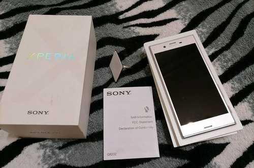 Телефон Sony Xperia XZs Dual