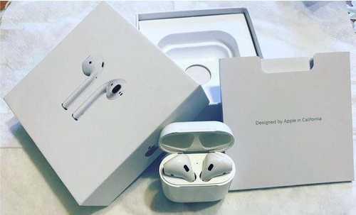 Продаю оригинальные наушники Apple AirPods