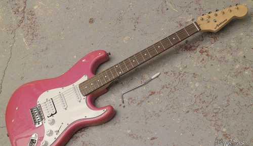 Ashtone ST-200 Stratocaster