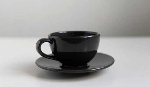 Кофейная чашка с блюдцем темная Икеа