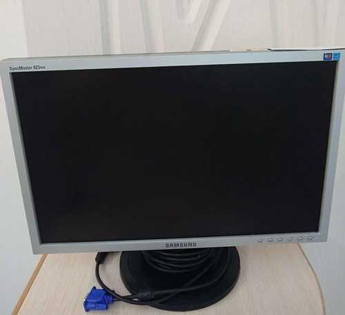 Монитор Samsung SyncMaster 923 nw