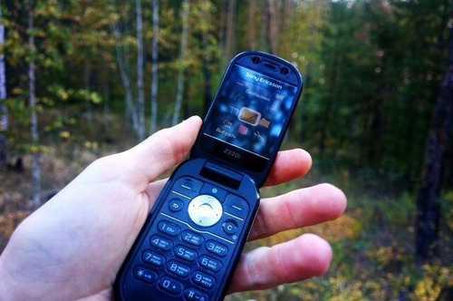 Телефон Sony Ericsson Z320i