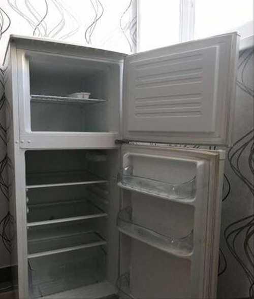 Холодильник West бу