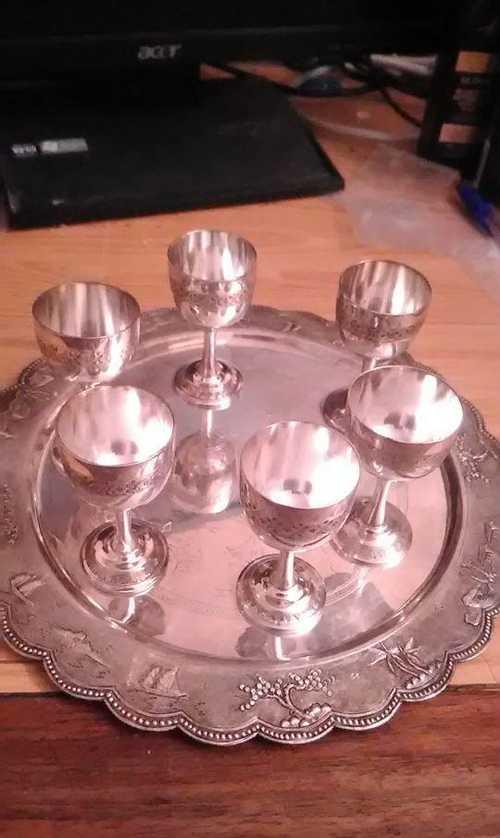 Поднос с рюмками. Вьетнам. СССР