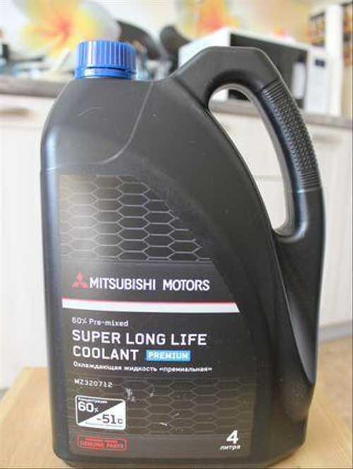 Mitsubishi coolant. Антифриз Митсубиси Аутлендер XL 2.4. Mitsubishi Motors super long Coolant Premium" mz320712. Mitsubishi Outlander 3 антифриз. Антифриз XL Mitsubishi Outlander 2008.