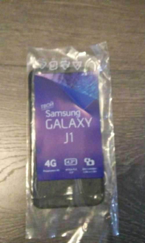SAMSUNG Galaxy j1 панель новая / чехол книжка