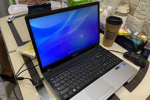 Ноутбук Samsung NP300E5A (core i3)