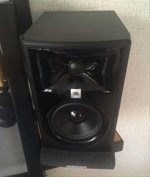 Колонки JBL 305P mkii