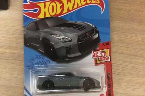 Машинка 17 Nissan Gt-R (R35)