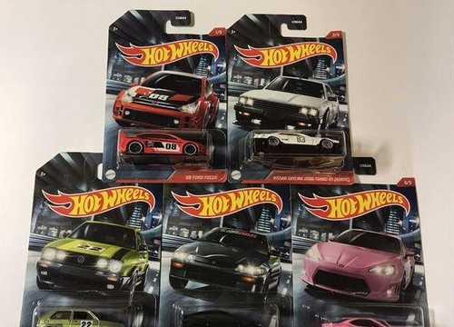 Hot Wheels collector set of 5