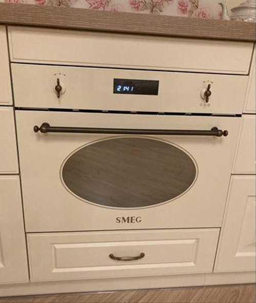 Smeg духовка совмещённая с микроволновкой