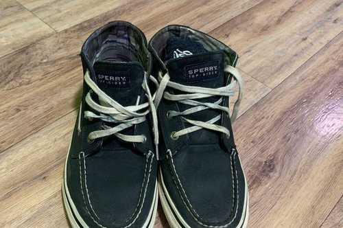 Топсайдеры sperry