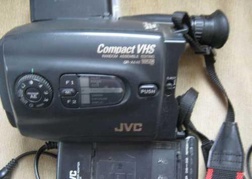 Продам компакт видеокамеру JVC GR-AX 48