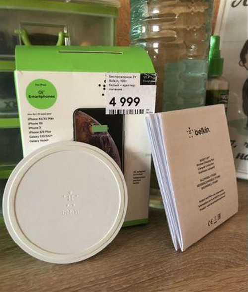 Беспроводное зарядное устройство Belkin