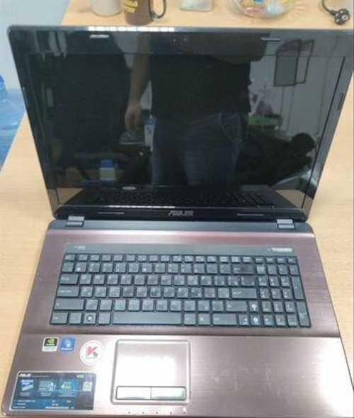 Ноутбук 17 дюймов Asus i7/8gb/ssd/GeForce GT 540