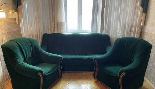Румынская мягкая мебель, диван, стол, 2 кресла