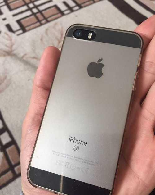 Телефон iPhone se