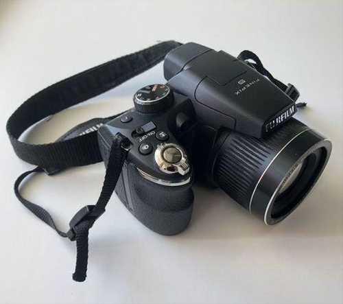 Цифровая фотокамера Fujifilm FinePix S4000