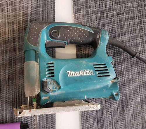 Лобзик makita 4329
