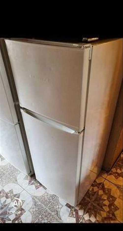 Продам большой холодильник Liebherr Comfort