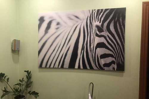 Картина зебра в интерьере