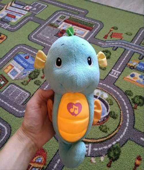 Игрушки Fisher Price с подарком