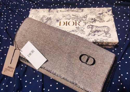 Шарф от dior