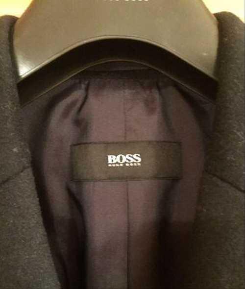 Пальто мужское Hugo Boss из натуральной шерсти