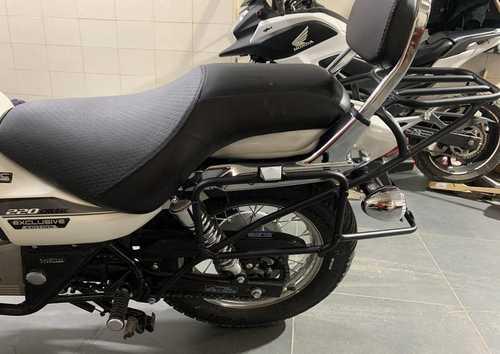 Bajaj Avenger 220 багажная система защитные дуги