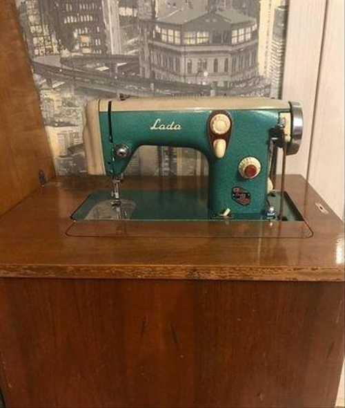 Швейная машинка LADA 238