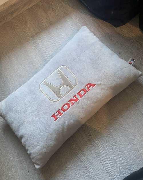 Мягкая подушка Honda логотип
