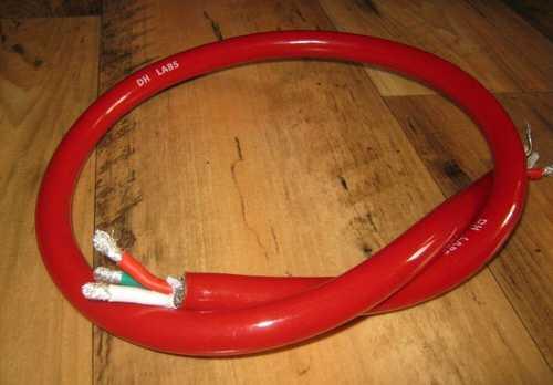 DH Labs Red Wave силовой кабель
