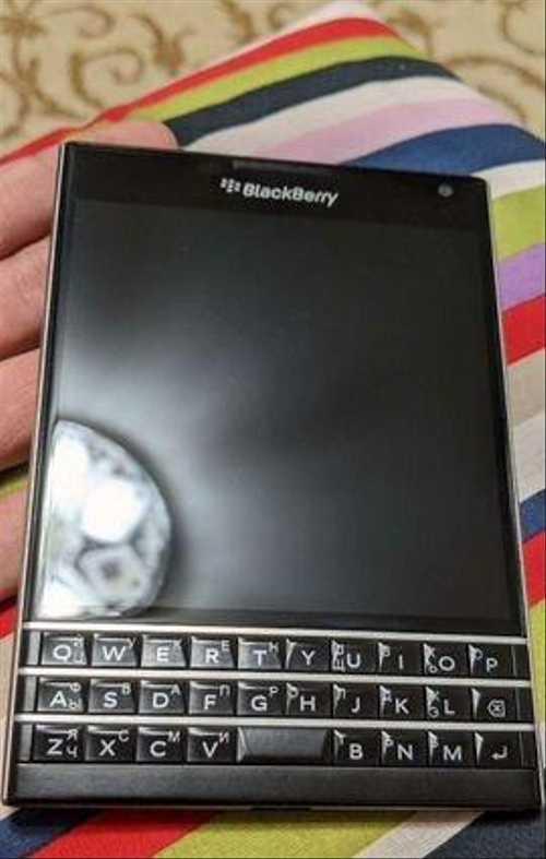 Телефон BlackBerry passport