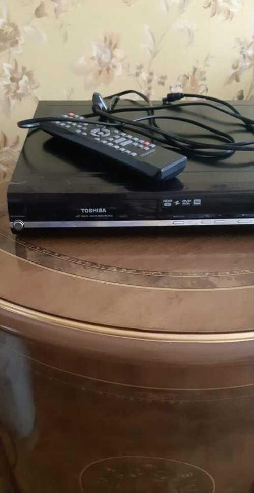 HDD и DVD видеомагнитофон Toshiba RD-XS27KR